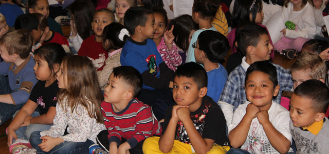 St. Stephens Elementary School sings Christmas Carols