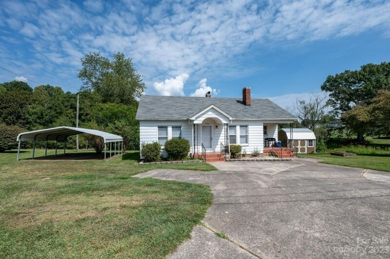 2 Bedroom Home in Hudson - $185,000