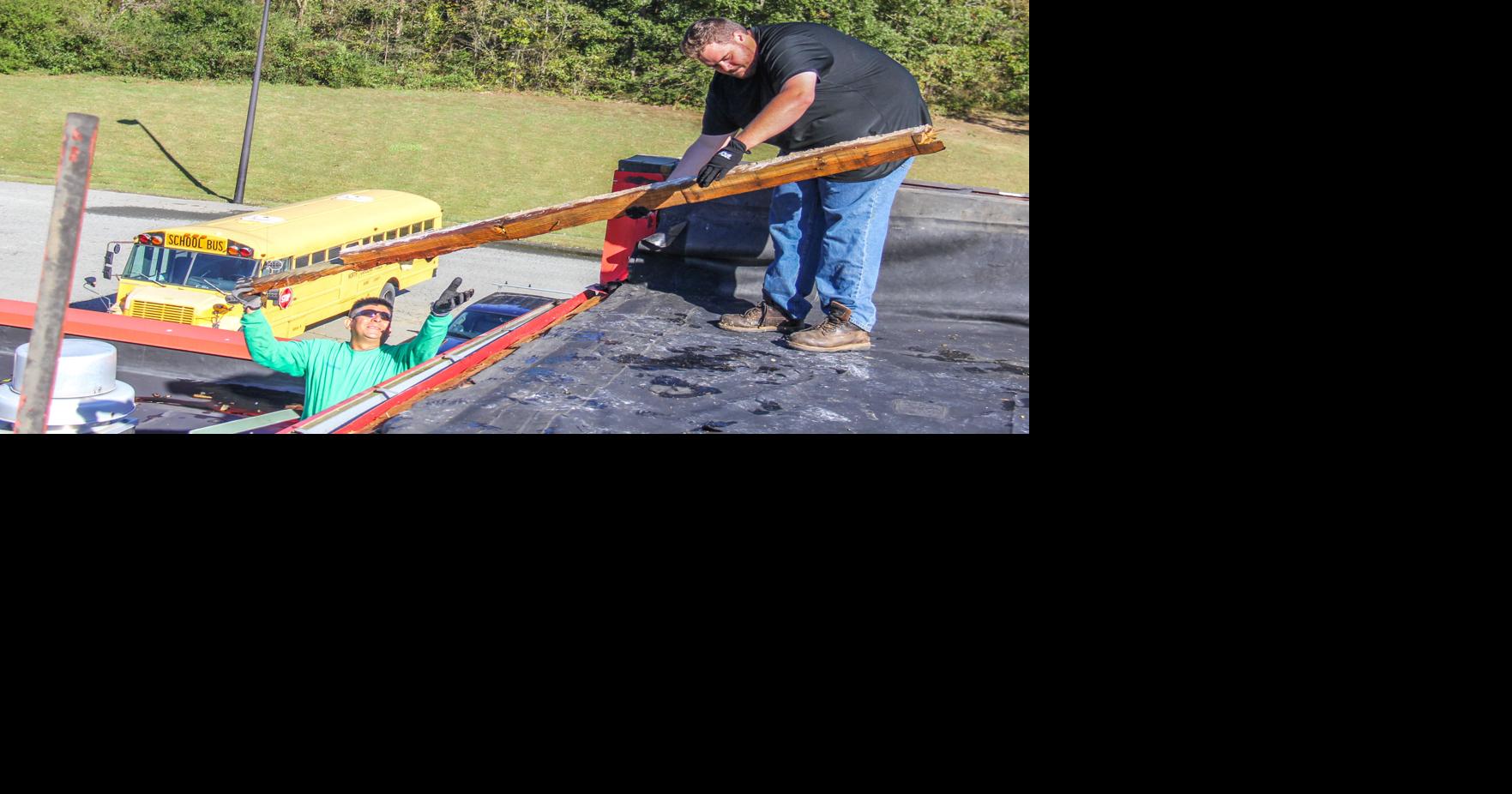 Wind damages Ray Childers roof; classes canceled at two schools