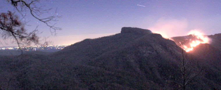 Wildfire covers 100 acres near Table Rock