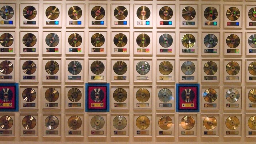 Country Music HOF & Museum keeps the music of the "human condition ...