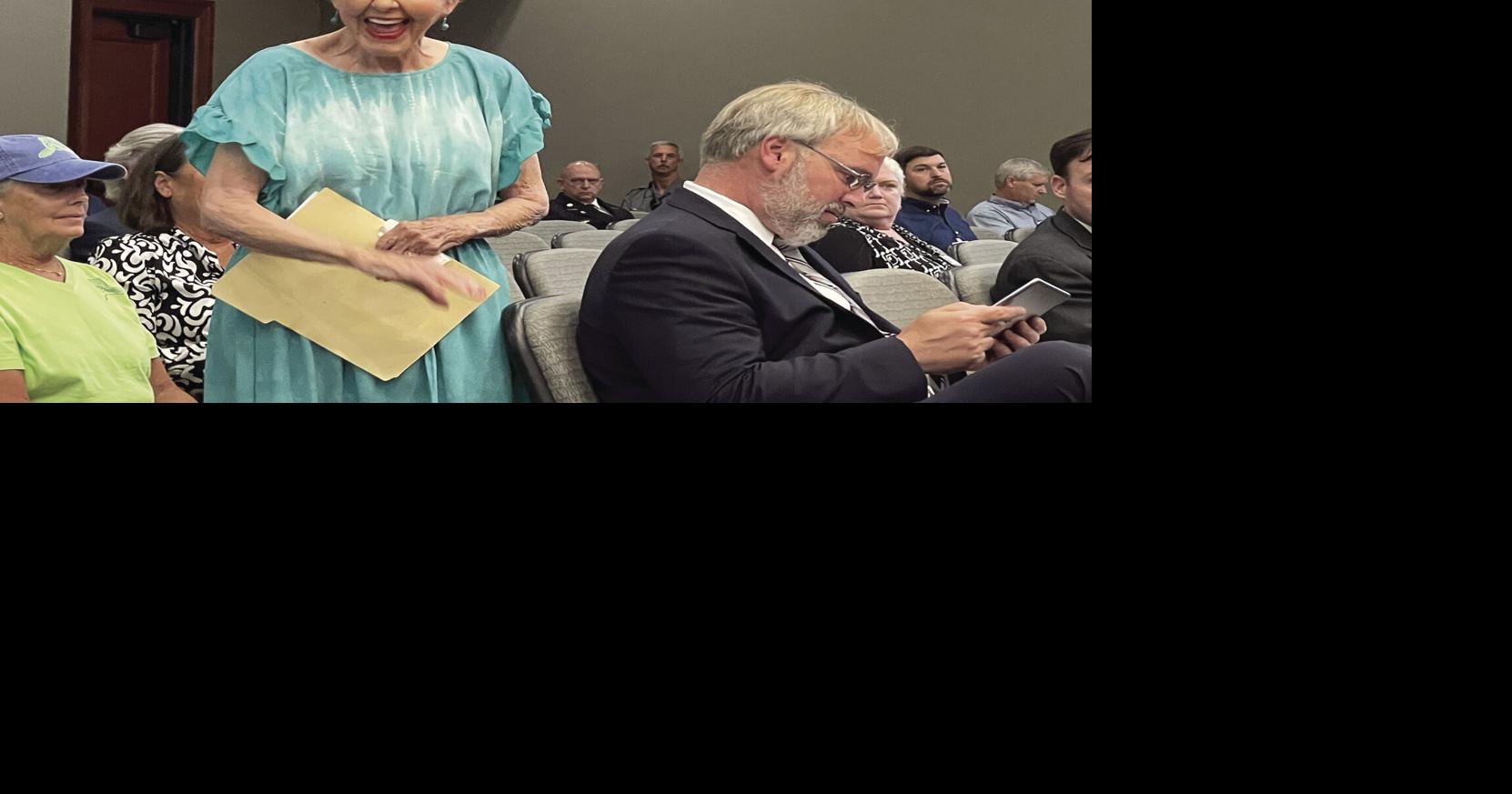 'A stateswoman': Longtime Auditor Lois Eargle remembered for faith ...