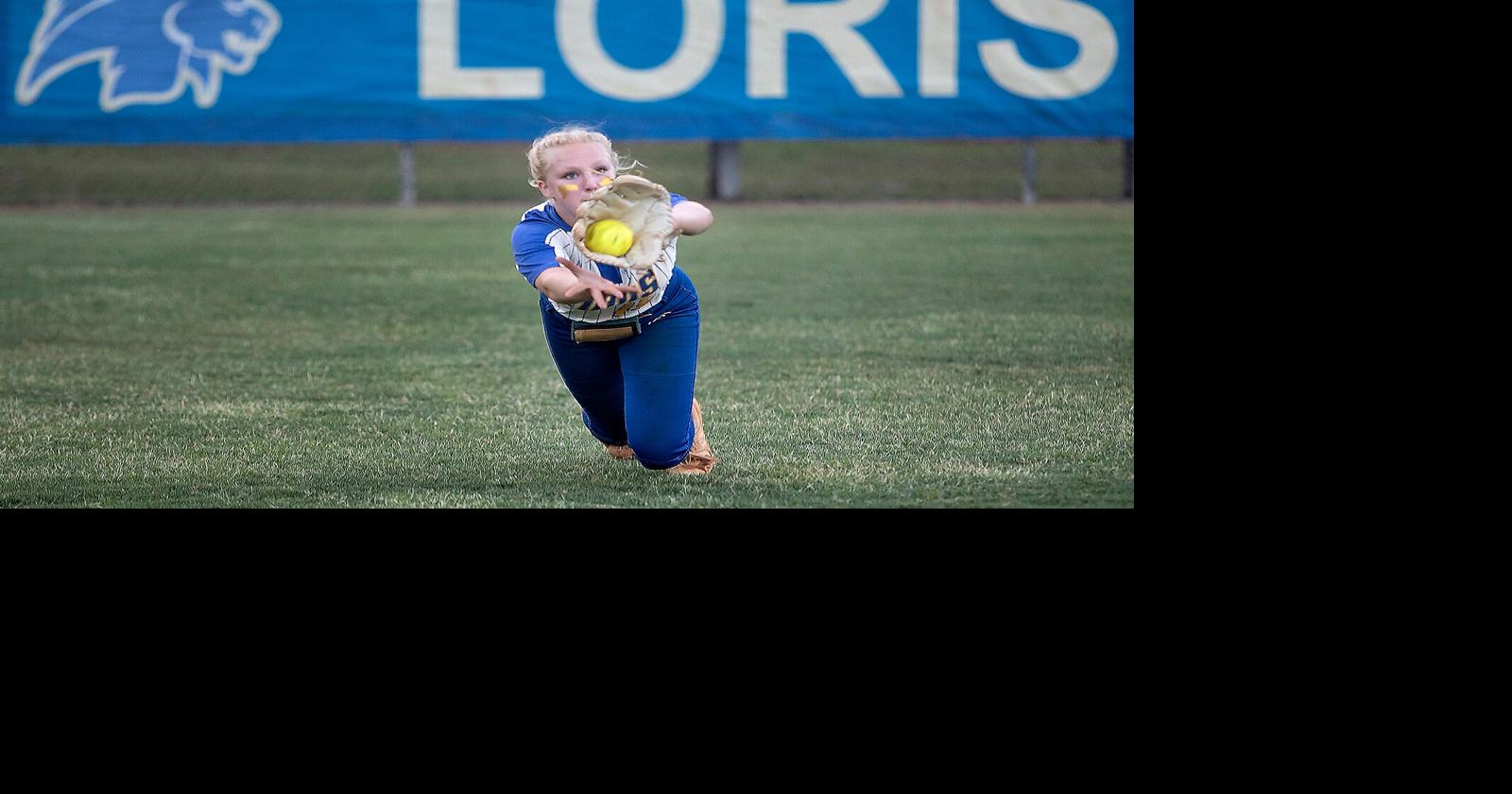 Late rally lifts Dillon over Loris in lower state softball playoffs ...