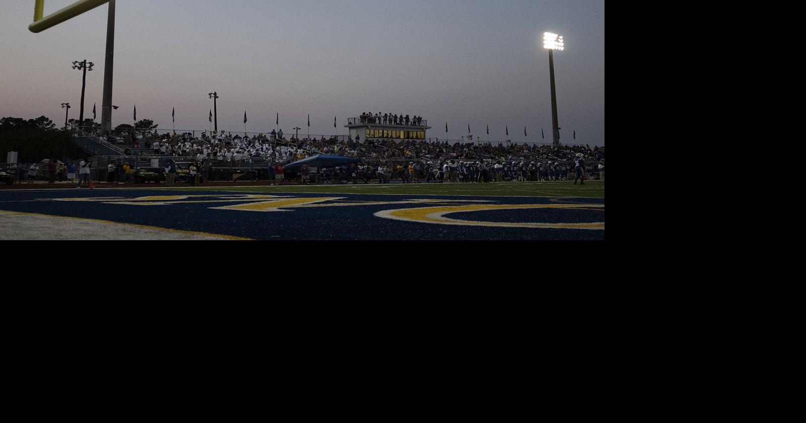 FRIDAY NIGHT LIGHTS: Scores from tonight's high school football games ...