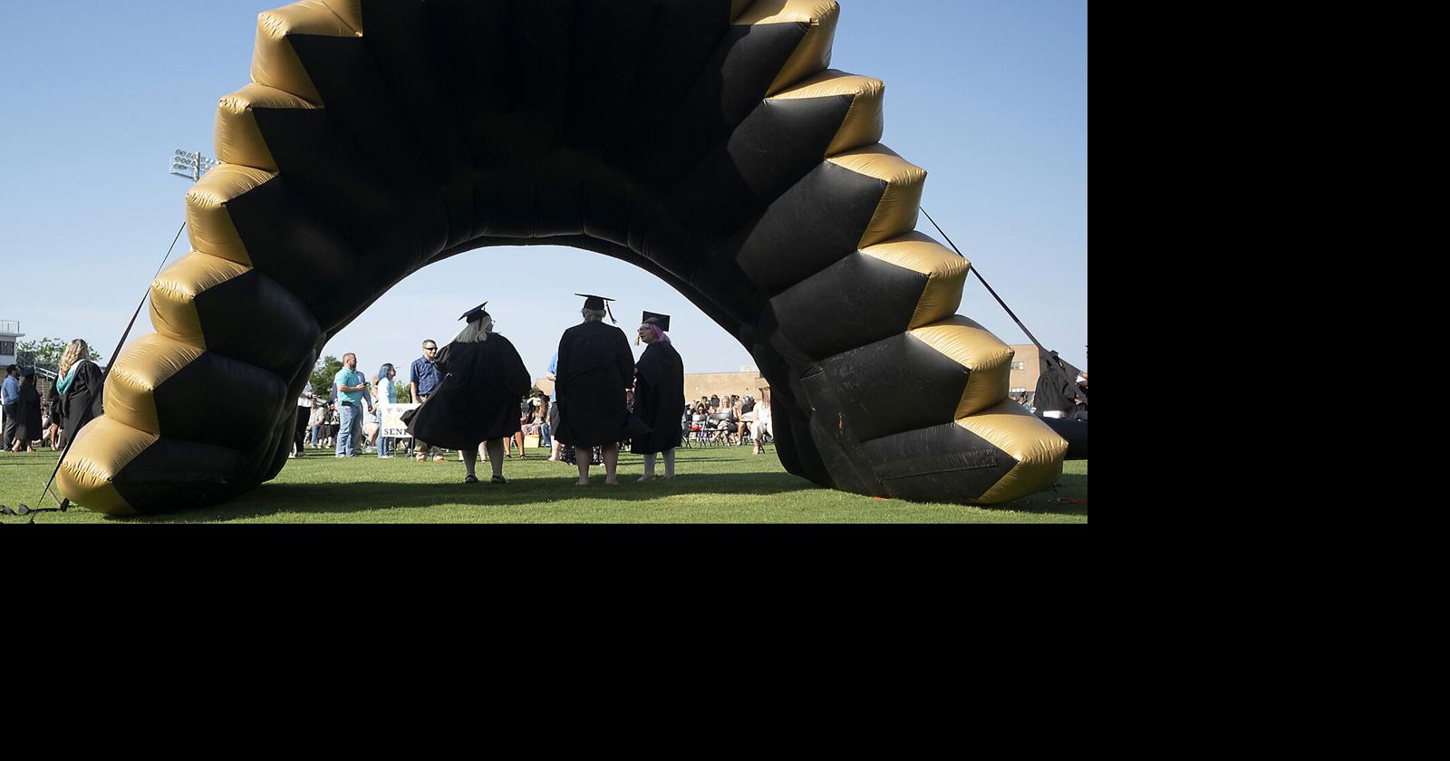 Socastee High School graduation ceremony | Gallery | myhorrynews.com