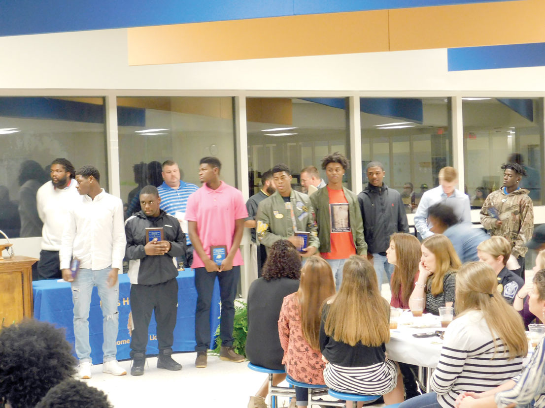 Students awarded at LHS Athletic Banquet | Loris | myhorrynews.com