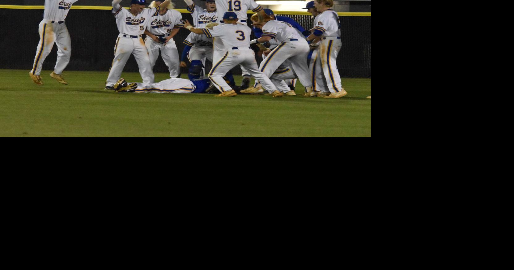 North Myrtle Beach baseball beats James Island | Baseball | myhorrynews.com