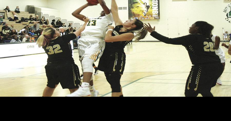 Lady Seahawks soar against Socastee | Basketball | myhorrynews.com