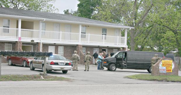LPD, HCPD SWAT team up to arrest armed robbery suspect | Loris ...