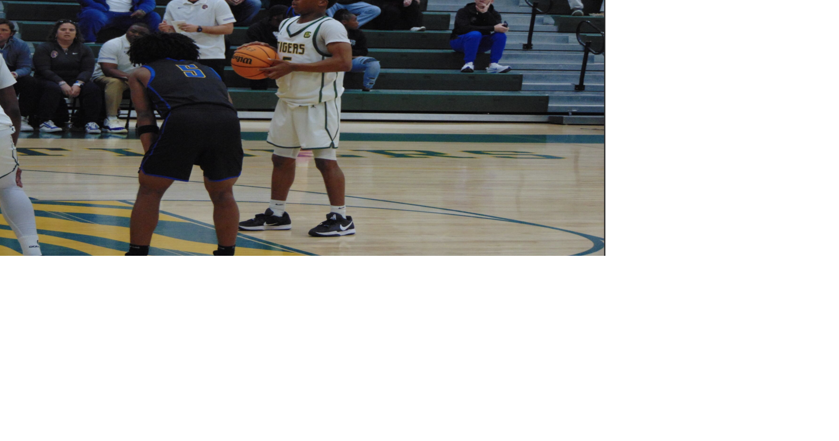 Conway defeats North Myrtle Beach basketball in playoffs | Sports ...