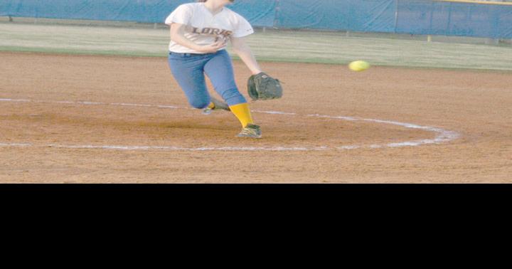 Lady Lions varsity softball off to 2-2 start | Loris | myhorrynews.com
