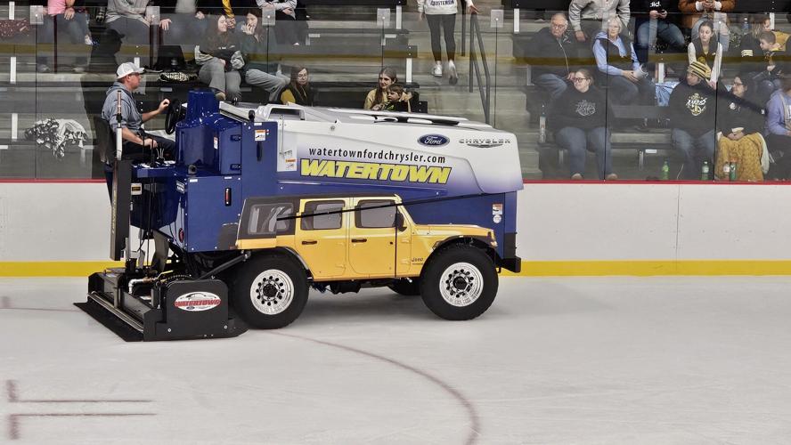 Prairie Lakes Ice Arena opens with the end of Lakers season and Try ...