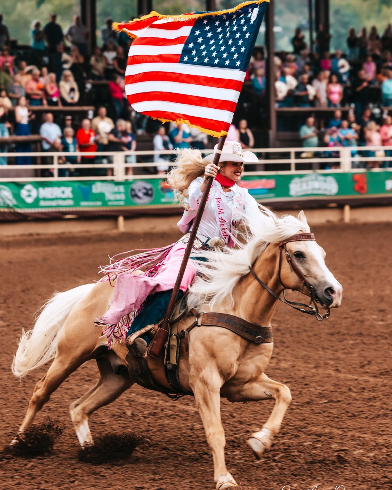 Good News: From Florence to Vegas, Callie Mueller's Path to Miss Rodeo ...