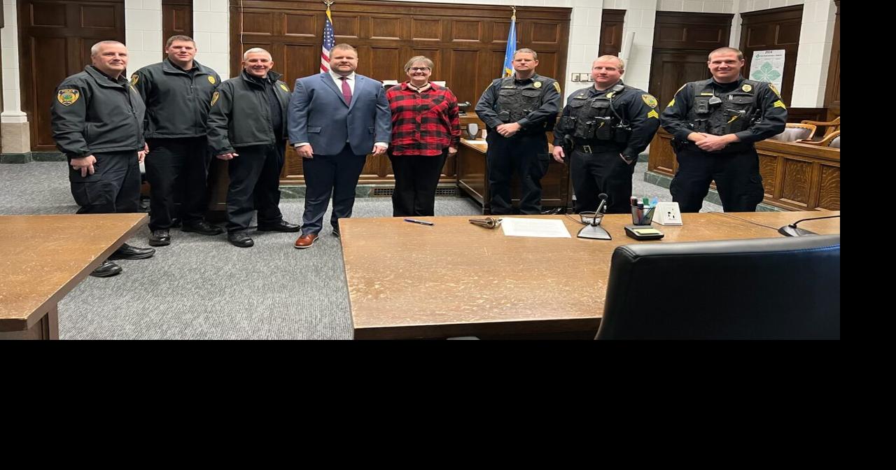 Watertown Police Department Welcomes New Patrol Officer Fedt | Local ...