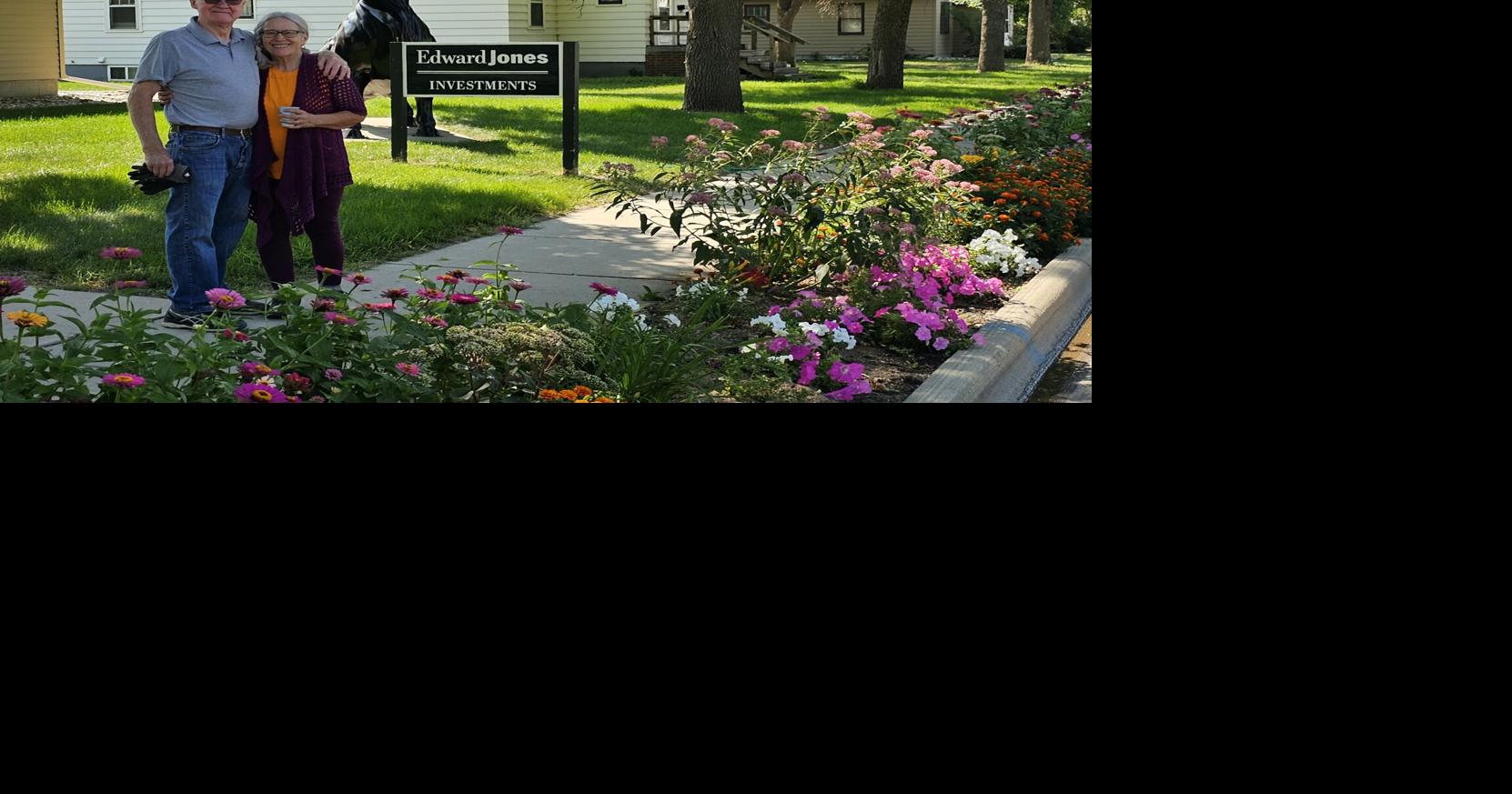 Good News - Harley & Marilyn Petersen tend flowers on Highway 81, but ...