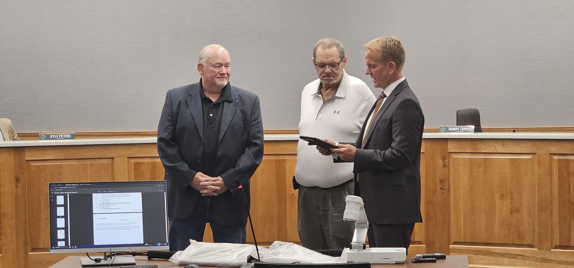 Good News: Watertown Mayor Holien Presents Outgoing Council Members ...