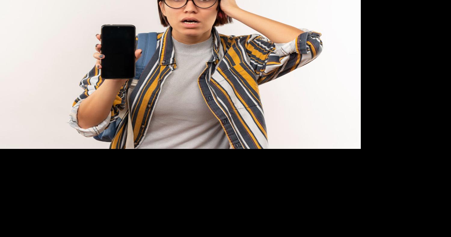 Americans reporting nationwide cellular outages from AT&T, Cricket ...