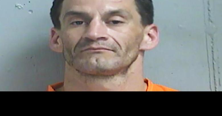 Arnold man charged with 2 felonies after allegedly stealing, wrecking ...