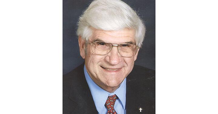 Moses named to De Soto School District Hall of Fame | Local News ...