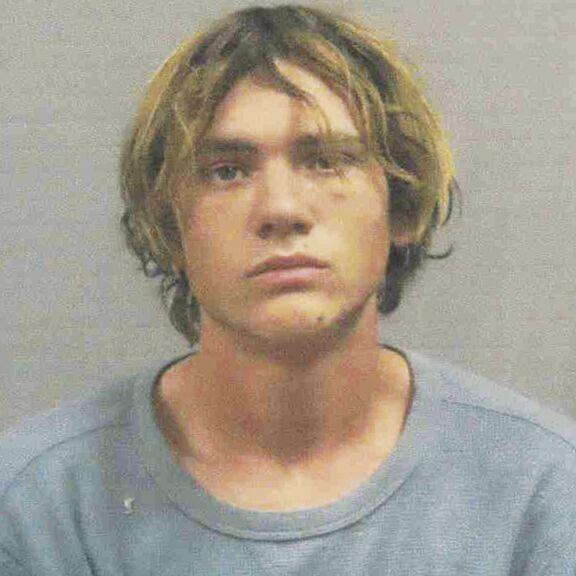 Gabriel Adams allegedly fired shots in Crystal City | Police Fire ...