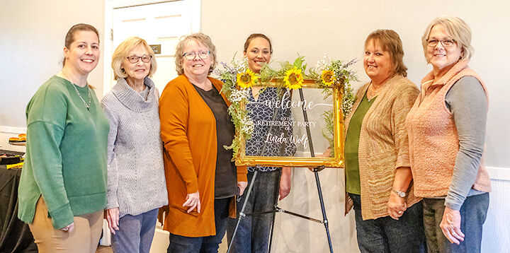 Linda Wolf retires from Pony Bird | Local News | myleaderpaper.com