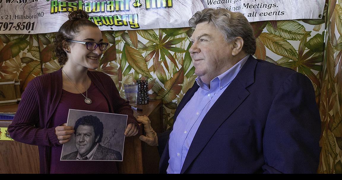 George Wendt brings some cheer – Ted Howell photos | Multimedia ...