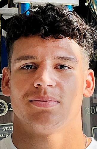 Brown scores four TDs in win over Festus | Sports | myleaderpaper.com