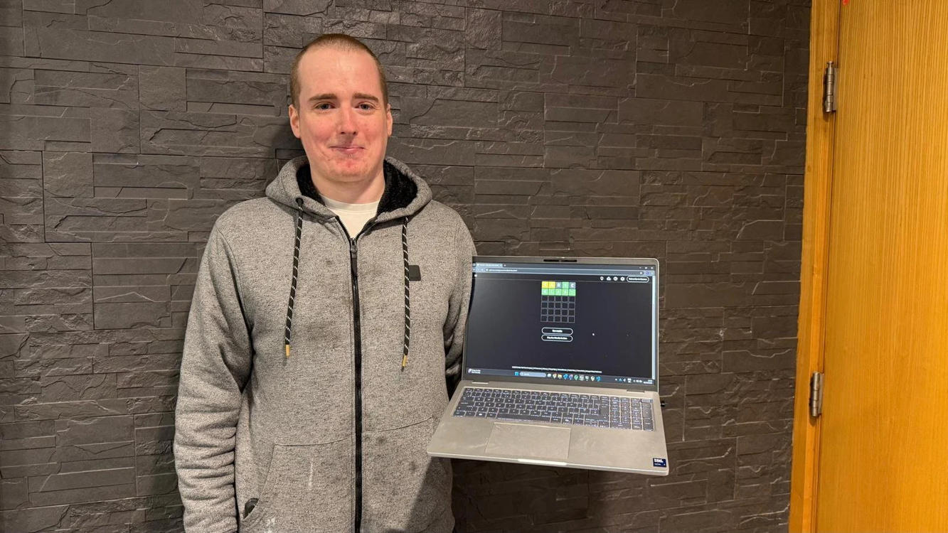 Computer whizz builds Wordle bot that solves game in four guesses | National | myleaderpaper.com