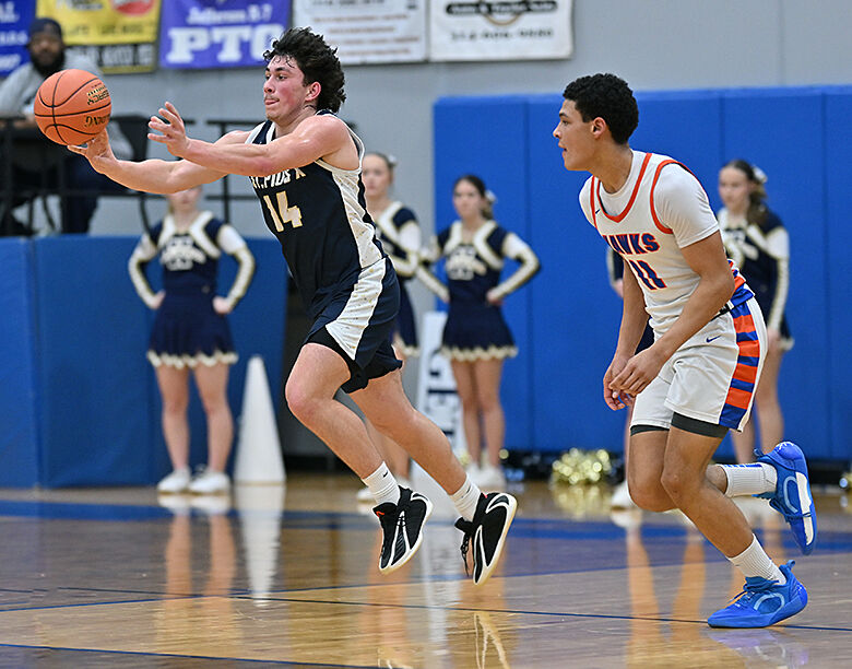 Lancers change coaches midstream, Ray turns team around | Sports ...