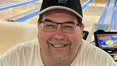 Festus man bowls 32 straight strikes | Sports | myleaderpaper.com