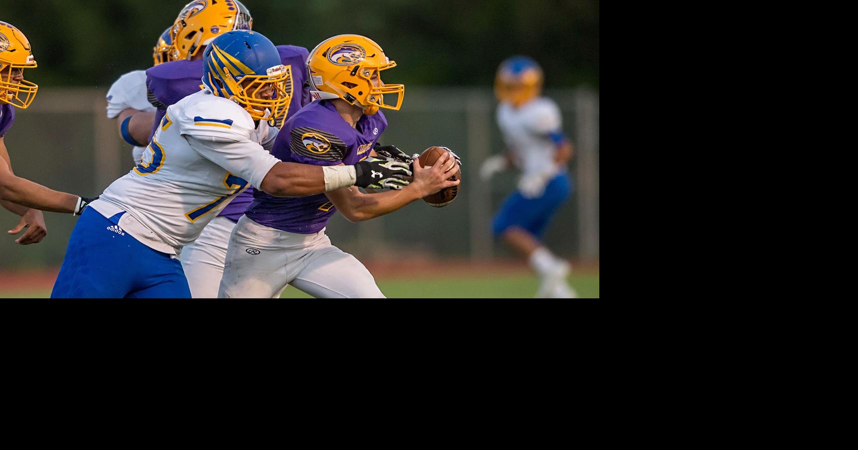 Seckman vs. Affton Football | Sports | myleaderpaper.com