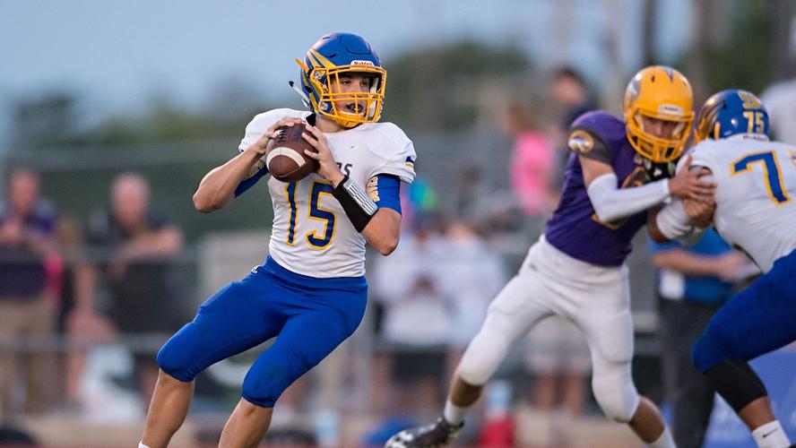 Seckman vs. Affton Football | Sports | myleaderpaper.com