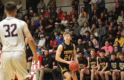 Tail of 2 Tigers: Festus faces Cape Girardeau Central in district final ...