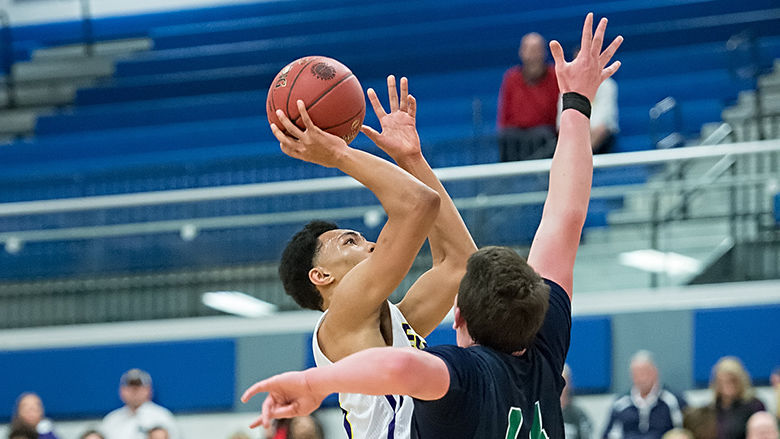 Eureka boys basketball team vs. Marquette on Feb. 27 – photos by Ron ...