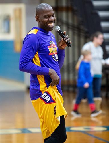 Ron Rigdon photos – Harlem Wizards basketball exhibition | Gallery ...