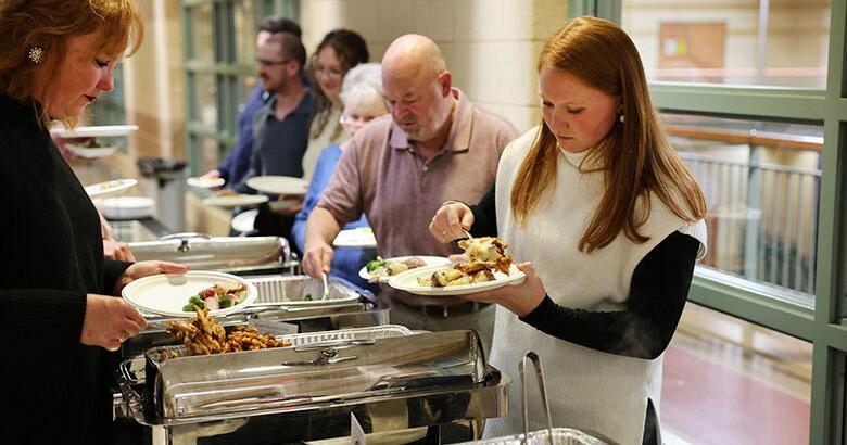 Gateway Food Pantry collects $75,000 from Taste of Arnold | Local News ...