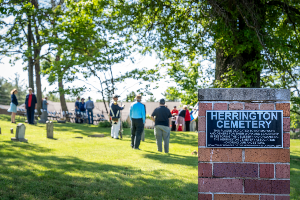 Daughters of the American Revolution grave-marking ceremony, May 9 ...