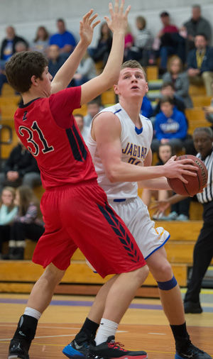 Seckman boys climb above .500; De Soto, Festus girls win big | Sports ...