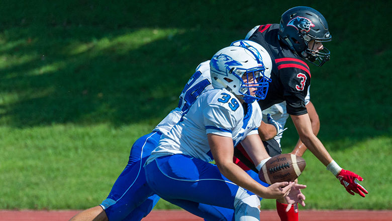 Ted Howell photos – Herculaneum Blackcats boys football vs. Jefferson R ...