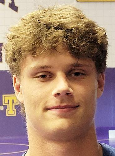 Eureka QB throws 3 TD passes, runs for 1 in road victory | Sports ...