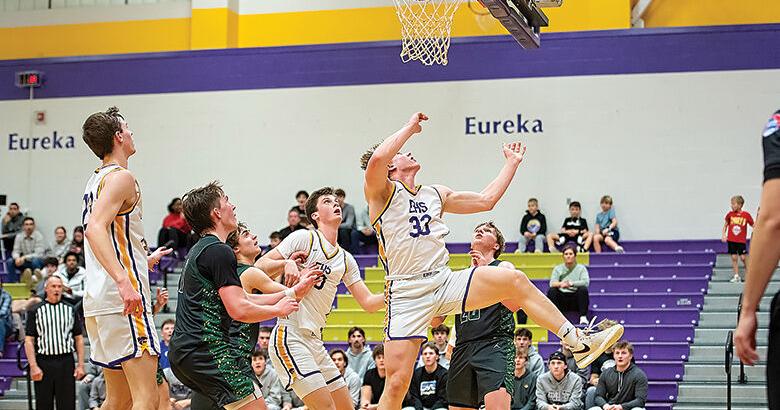 Eureka boys, girls basketball teams surging; wrestling recap | Sports ...