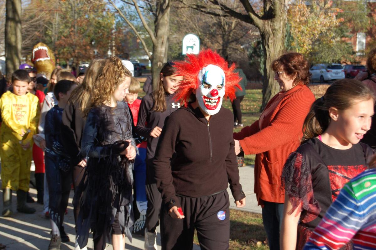 PHOTO: Neighborhood haunt | Top Stories | mymalonetelegram.com