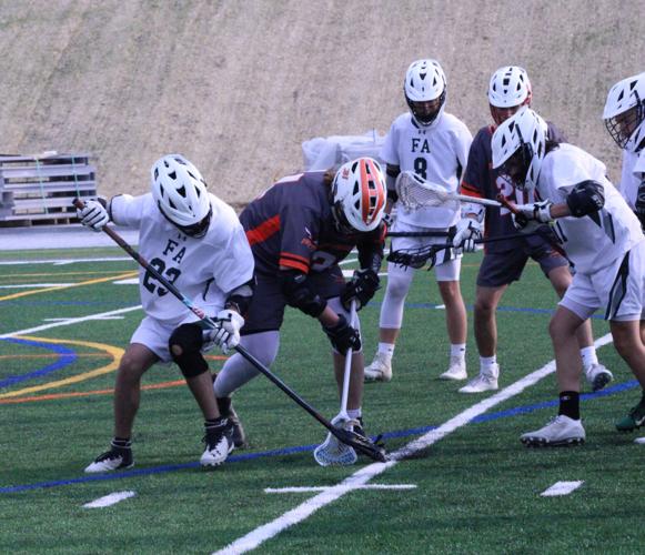 Huskies can’t find offensive rhythm, stung by Hornets | Local Sports ...