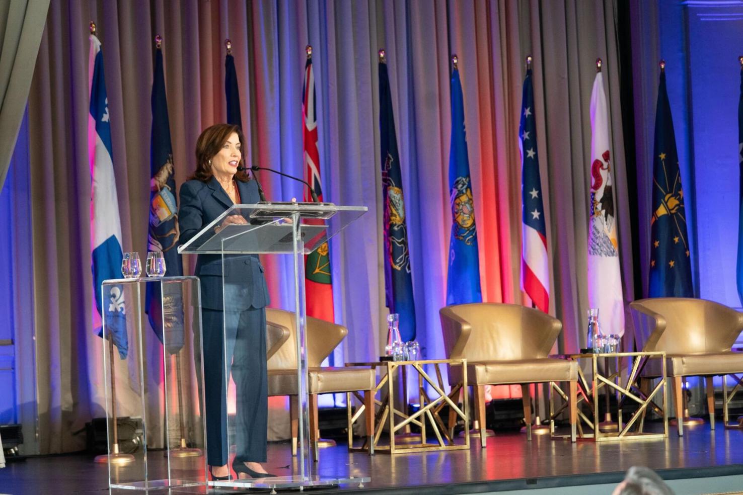 Leaders of U.S. states, Canadian provinces focus on local cooperation ...