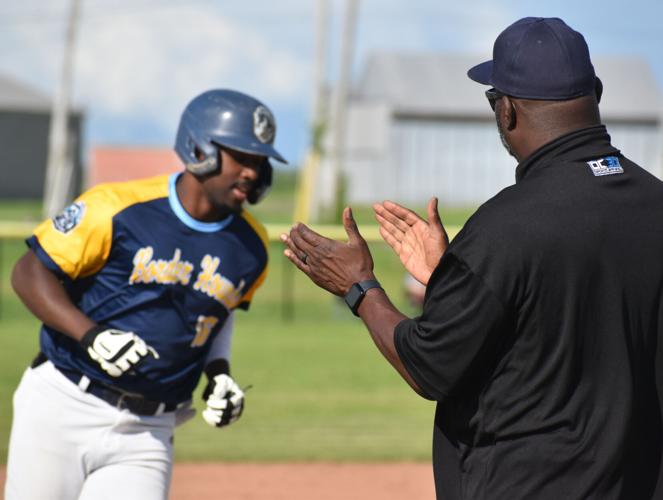 New season, new manager for Border Hounds; former major league pitcher ...