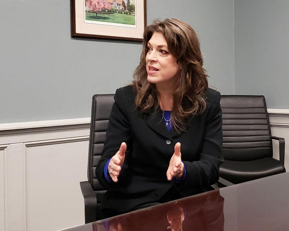 Cobb vows to stick to issues of health care, economy — despite negative ...