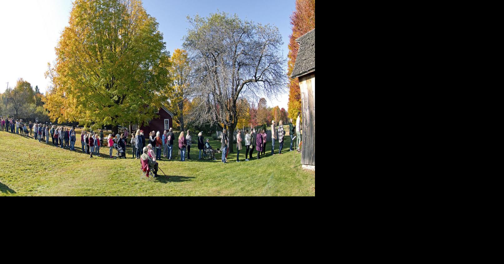 Long line at the Wilder Homestead | Top Stories | mymalonetelegram.com