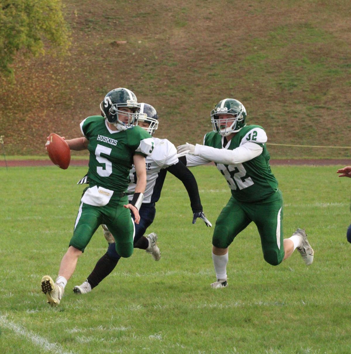 Logan Peck, Keegan McArdle, help Franklin Academy football run past St ...