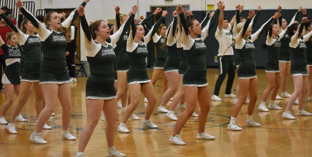 Huskies cheer team wins sectional championship | Top Stories ...