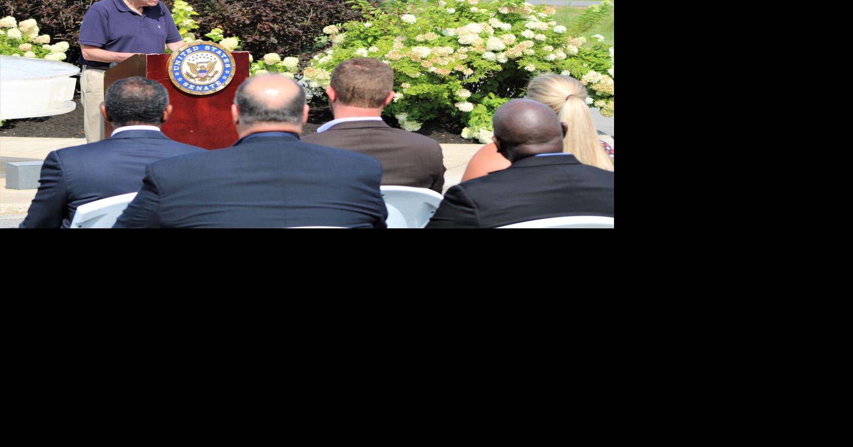 Schumer touts semiconductor legislation in visit to Canton’s Corning ...